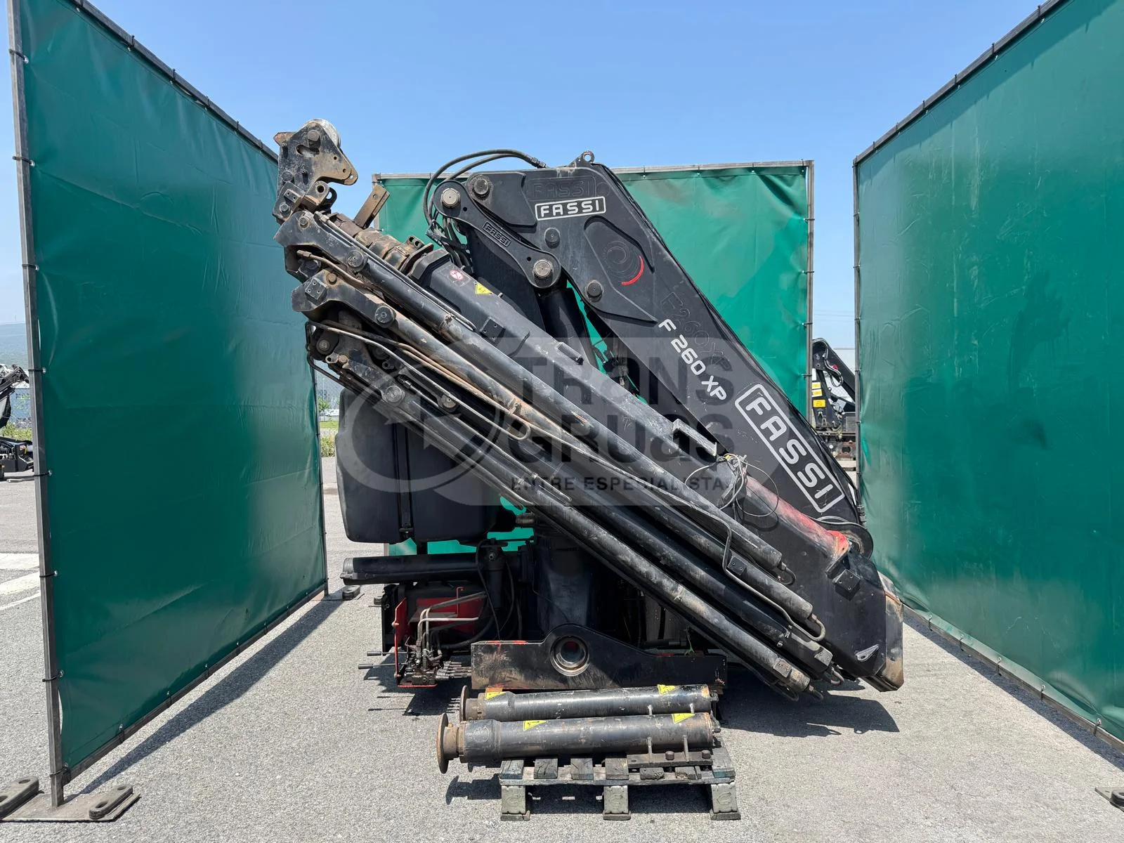FASSI F260BXP.28 Used Attachment for sale | P&E